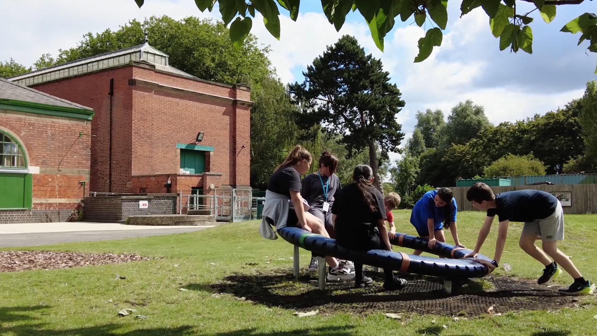 Holiday Activities & Food Programme – Leicester Museums